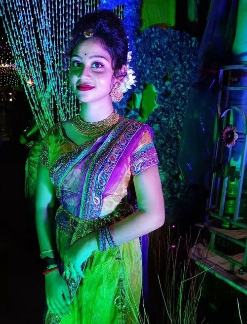 Sundar Ladki Ka Photo|सुंदर लड़की का फोटो - Ladki Ki Photo